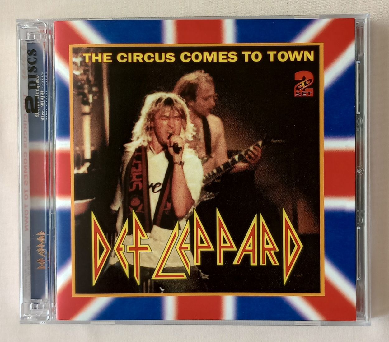 THE CIRCUS COMES TO TOWN - LIVE ON TOUR IN 1993, 2 x CD / DEF LEPPARD ...